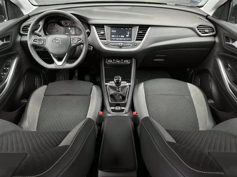 Melns Opel Grandland X 2020 Rīga, ar dzinēja tilpumu 1.20 L un nobraukumu 90 tūkst. km par 11500 €, foto 24 vietnē AUTOMOTO.COM.LV