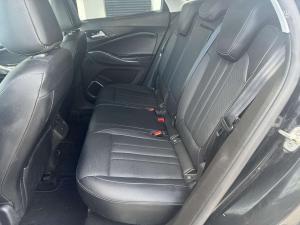 Black Opel Grandland X 2020 in Vilnius, with an engine capacity of 2.00 L and mileage of 240 thousand km for 11499 €, photo 10 on AUTOMOTO.COM.LV