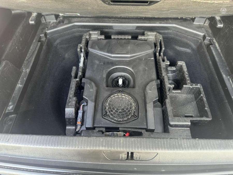 Black Opel Grandland X 2020 in Vilnius, with an engine capacity of 2.00 L and mileage of 240 thousand km for 11499 €, photo 27 on AUTOMOTO.COM.LV