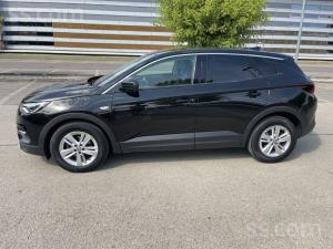 Черный Опель Grandland X 2020 в Рига, объемом двигателя 1.60 л и пробегом 75 тыс. км за 13500 €, фото 3 на AUTOMOTO.COM.LV