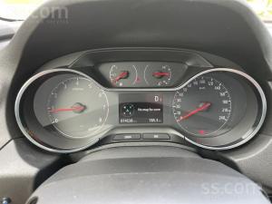 Черный Опель Grandland X 2020 в Рига, объемом двигателя 1.60 л и пробегом 75 тыс. км за 13500 €, фото 10 на AUTOMOTO.COM.LV
