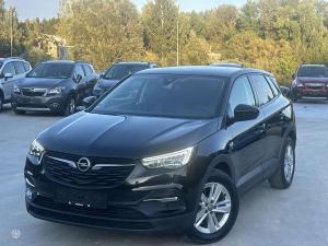 Black Opel Grandland X 2020 in Alytus, with an engine capacity of 1.20 L and mileage of 215 thousand km for 9980 €, photo 1 on AUTOMOTO.COM.LV
