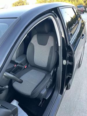 Melns Opel Grandland X 2020 Alīta, ar dzinēja tilpumu 1.20 L un nobraukumu 215 tūkst. km par 9980 €, foto 8 vietnē AUTOMOTO.COM.LV