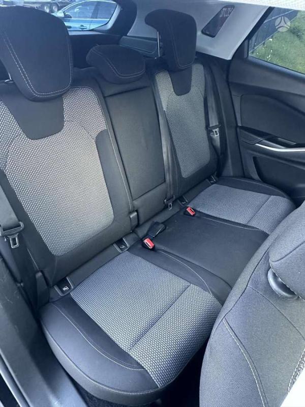 Melns Opel Grandland X 2020 Alīta, ar dzinēja tilpumu 1.20 L un nobraukumu 215 tūkst. km par 9980 €, foto 10 vietnē AUTOMOTO.COM.LV