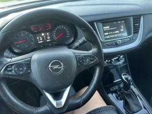 Melns Opel Grandland X 2020 Alīta, ar dzinēja tilpumu 1.20 L un nobraukumu 215 tūkst. km par 9980 €, foto 11 vietnē AUTOMOTO.COM.LV
