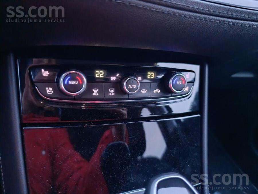 Black Opel Grandland X 2020 in Jelgava, with an engine capacity of 2.00 L and mileage of 234 thousand km for 15500 €, photo 8 on AUTOMOTO.COM.LV