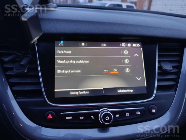 Black Opel Grandland X 2020 in Jelgava, with an engine capacity of 2.00 L and mileage of 234 thousand km for 15500 €, photo 9 on AUTOMOTO.COM.LV