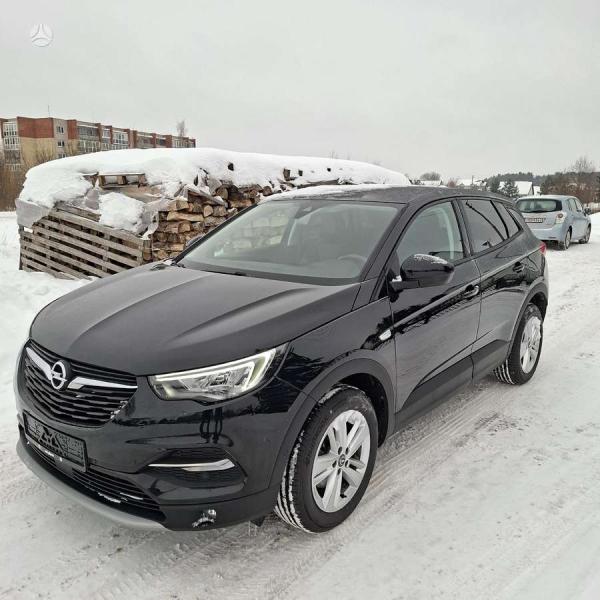 Black Opel Grandland X 2021 in Panevezys, with an engine capacity of 1.50 L and mileage of 94 thousand km for 12350 €, photo 2 on AUTOMOTO.COM.LV