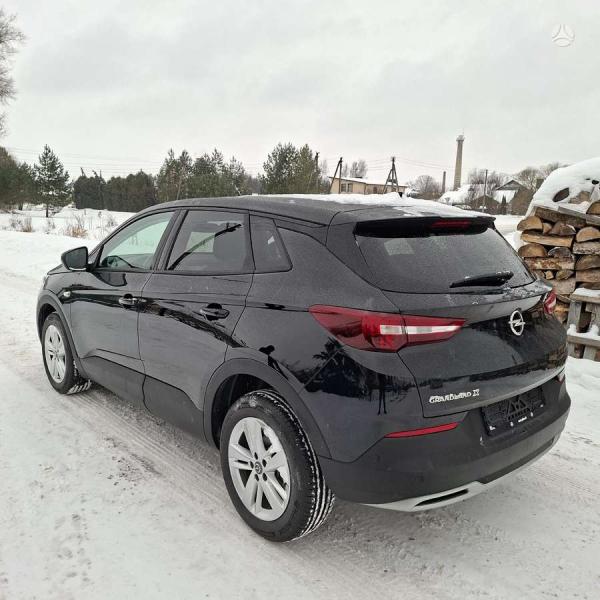 Black Opel Grandland X 2021 in Panevezys, with an engine capacity of 1.50 L and mileage of 94 thousand km for 12350 €, photo 4 on AUTOMOTO.COM.LV