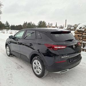 Black Opel Grandland X 2021 in Panevezys, with an engine capacity of 1.50 L and mileage of 94 thousand km for 12350 €, photo 4 on AUTOMOTO.COM.LV