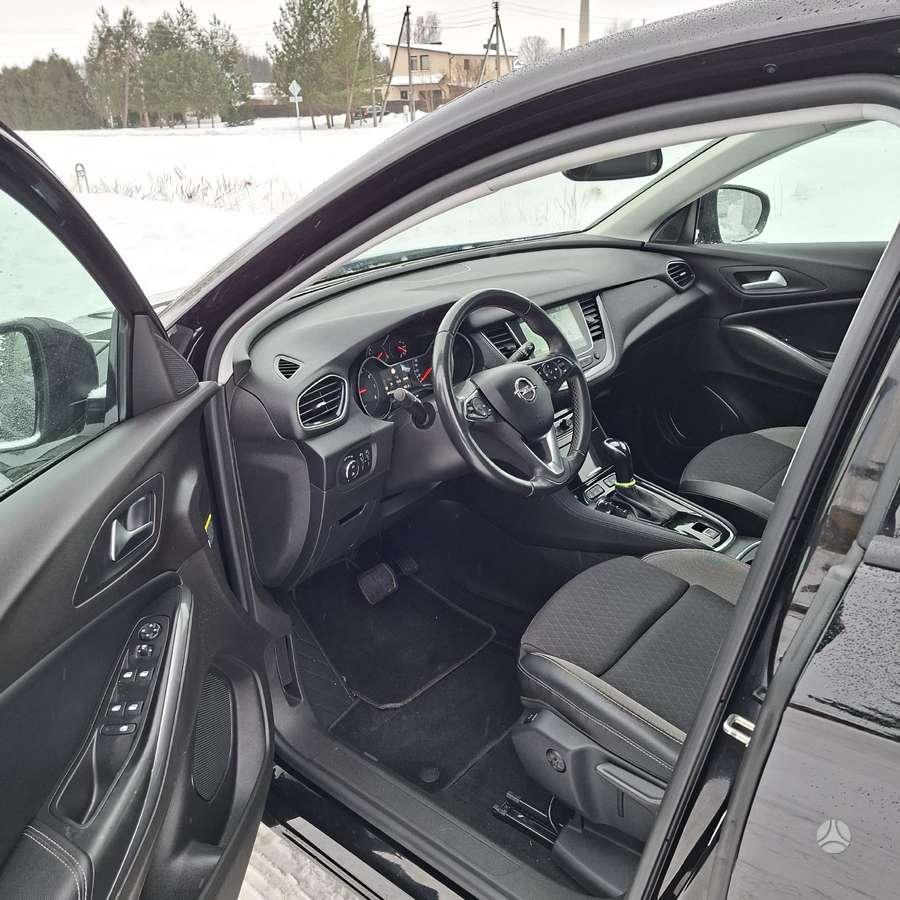 Black Opel Grandland X 2021 in Panevezys, with an engine capacity of 1.50 L and mileage of 94 thousand km for 12350 €, photo 8 on AUTOMOTO.COM.LV