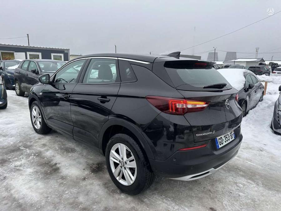 Melns Opel Grandland X 2021 Viļņa, ar dzinēja tilpumu 1.50 L un nobraukumu 146 tūkst. km par 12099 €, foto 4 vietnē AUTOMOTO.COM.LV