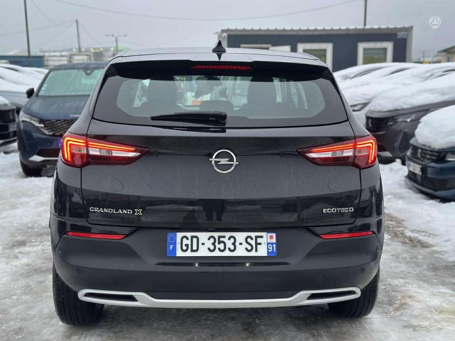 Melns Opel Grandland X 2021 Viļņa, ar dzinēja tilpumu 1.50 L un nobraukumu 146 tūkst. km par 12099 €, foto 5 vietnē AUTOMOTO.COM.LV