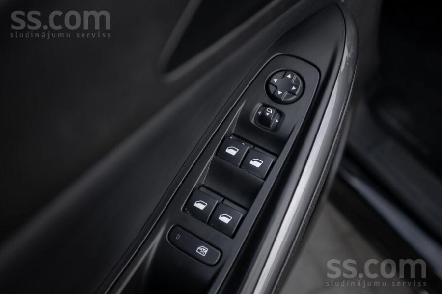Melns Opel Grandland X 2021 Rīga, ar dzinēja tilpumu 1.60 L un nobraukumu 0 tūkst. km par 15900 €, foto 18 vietnē AUTOMOTO.COM.LV
