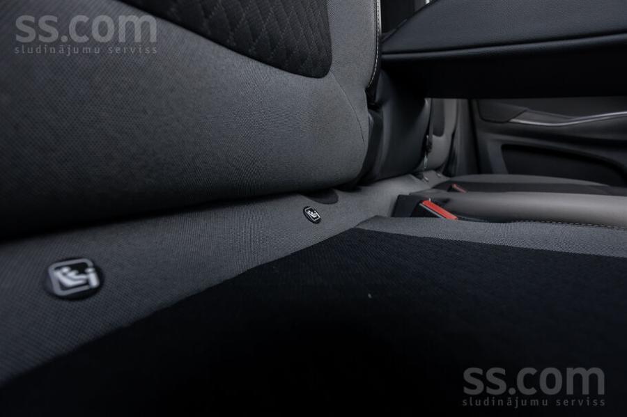 Melns Opel Grandland X 2021 Rīga, ar dzinēja tilpumu 1.60 L un nobraukumu 0 tūkst. km par 15900 €, foto 25 vietnē AUTOMOTO.COM.LV