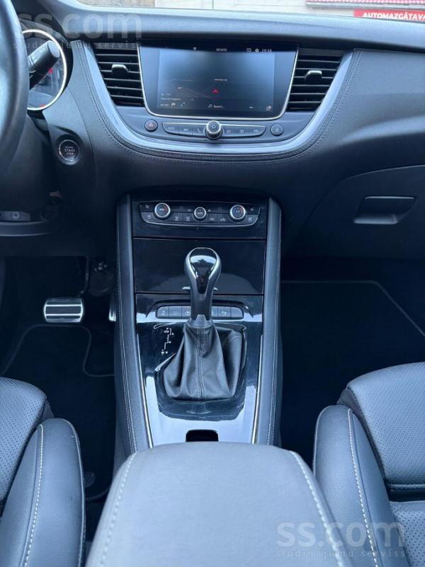 Melns Opel Grandland X 2021 Rīga, ar dzinēja tilpumu 1.50 L un nobraukumu 99 tūkst. km par 14990 €, foto 8 vietnē AUTOMOTO.COM.LV