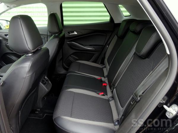 Черный Опель Grandland X 2021 в Рига, объемом двигателя 1.50 л и пробегом 118 тыс. км за 12900 €, фото 7 на AUTOMOTO.COM.LV