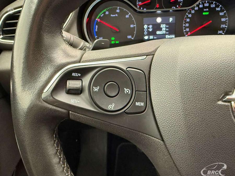 Черный Опель Grandland X 2021 в Вильнюс, объемом двигателя 1.60 л и пробегом 86 тыс. км за 15900 €, фото 14 на AUTOMOTO.COM.LV