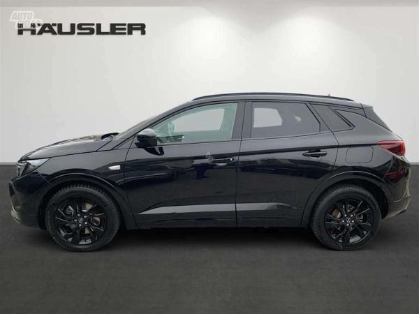 Black Opel Grandland X 2022 in Kaunas, with an engine capacity of 1.60 L and mileage of 35 thousand km for 29522 €, photo 6 on AUTOMOTO.COM.LV