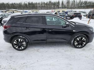 Black Opel Grandland X 2022 in Vilnius, with an engine capacity of 1.50 L and mileage of 184 thousand km for 15488 €, photo 4 on AUTOMOTO.COM.LV