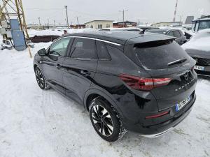 Black Opel Grandland X 2022 in Vilnius, with an engine capacity of 1.50 L and mileage of 184 thousand km for 15488 €, photo 7 on AUTOMOTO.COM.LV