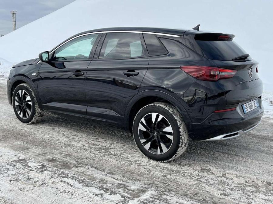 Melns Opel Grandland X 2022 Viļņa, ar dzinēja tilpumu 1.50 L un nobraukumu 208 tūkst. km par 14278 €, foto 4 vietnē AUTOMOTO.COM.LV