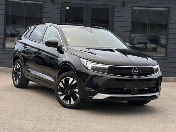 Black Opel Grandland X 2022 in Jelgava, with an engine capacity of 1.50 L and mileage of 120 thousand km for 17000 €, photo 1 on AUTOMOTO.COM.LV