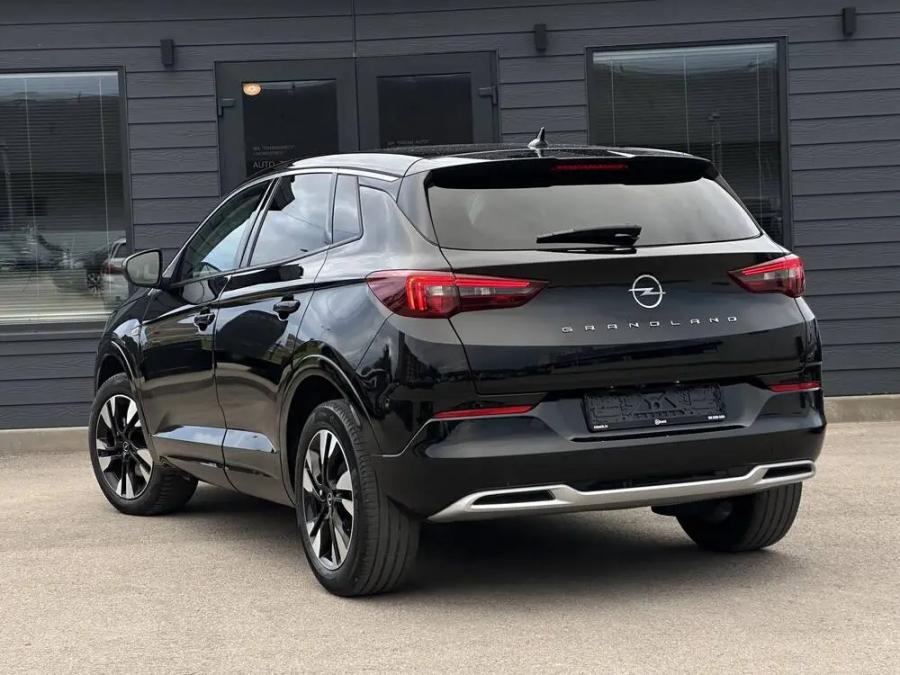 Черный Опель Grandland X 2022 в Елгава, объемом двигателя 1.50 л и пробегом 120 тыс. км за 17000 €, фото 3 на AUTOMOTO.COM.LV