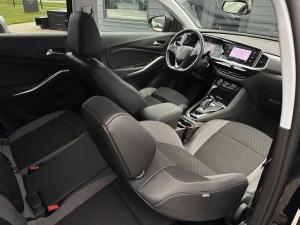 Черный Опель Grandland X 2022 в Елгава, объемом двигателя 1.50 л и пробегом 120 тыс. км за 17000 €, фото 8 на AUTOMOTO.COM.LV