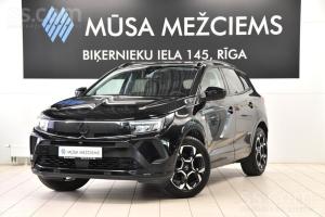 Melns Opel Grandland X 2022 Rīga, ar dzinēja tilpumu 1.20 L un nobraukumu 72 tūkst. km par 17990 €, foto  vietnē AUTOMOTO.COM.LV
