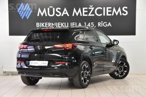 Melns Opel Grandland X 2022 Rīga, ar dzinēja tilpumu 1.20 L un nobraukumu 72 tūkst. km par 17990 €, foto 7 vietnē AUTOMOTO.COM.LV