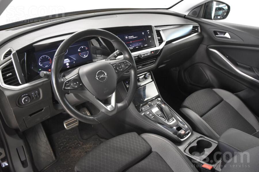 Melns Opel Grandland X 2022 Rīga, ar dzinēja tilpumu 1.20 L un nobraukumu 72 tūkst. km par 17990 €, foto 13 vietnē AUTOMOTO.COM.LV