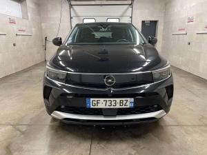 Black Opel Grandland X 2022 in Marijampole, with an engine capacity of 1.20 L and mileage of 138 thousand km for 15246 €, photo 3 on AUTOMOTO.COM.LV