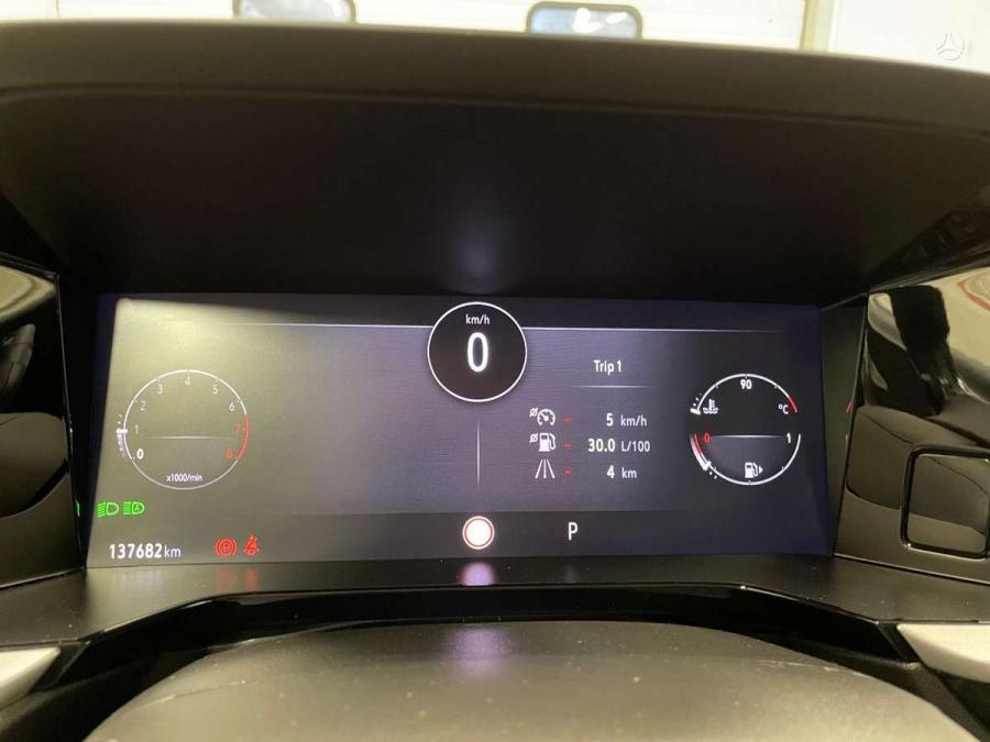 Black Opel Grandland X 2022 in Marijampole, with an engine capacity of 1.20 L and mileage of 138 thousand km for 15246 €, photo 13 on AUTOMOTO.COM.LV