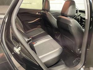 Black Opel Grandland X 2022 in Marijampole, with an engine capacity of 1.20 L and mileage of 138 thousand km for 15246 €, photo 18 on AUTOMOTO.COM.LV