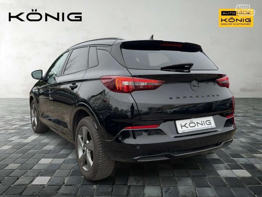 Black Opel Grandland X 2023 in Kaunas, with an engine capacity of 1.20 L and mileage of 18 thousand km for 22398 €, photo 4 on AUTOMOTO.COM.LV