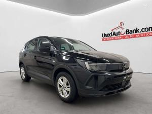 Black Opel Grandland X 2023 in Marijampole, with an engine capacity of 1.50 L and mileage of 100 thousand km for 16154 €, photo 3 on AUTOMOTO.COM.LV
