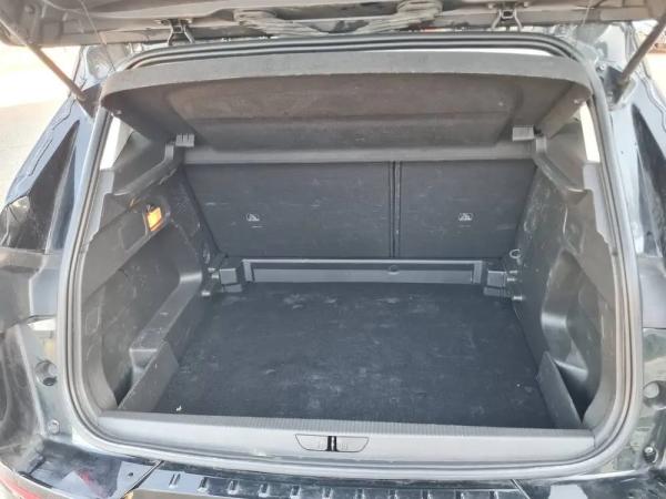 Black Opel Grandland X 2023 in Jelgava, with an engine capacity of 1.50 L and mileage of 137 thousand km for 16490 €, photo 10 on AUTOMOTO.COM.LV