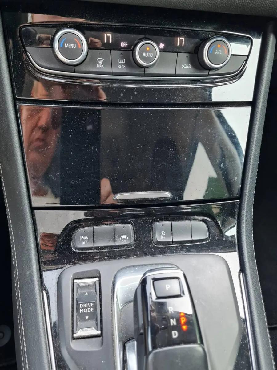 Melns Opel Grandland X 2023 Jelgava, ar dzinēja tilpumu 1.50 L un nobraukumu 137 tūkst. km par 16490 €, foto 17 vietnē AUTOMOTO.COM.LV