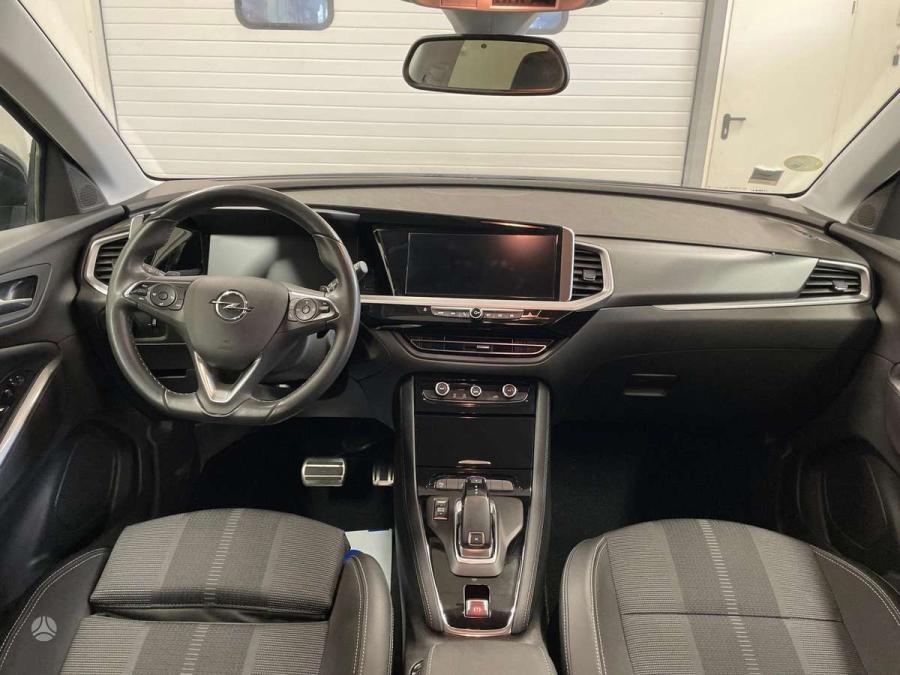 Black Opel Grandland X 2023 in Marijampole, with an engine capacity of 1.50 L and mileage of 167 thousand km for 15718 €, photo 9 on AUTOMOTO.COM.LV