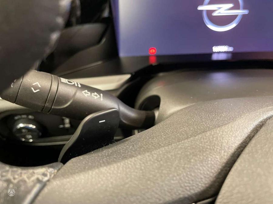Black Opel Grandland X 2023 in Marijampole, with an engine capacity of 1.50 L and mileage of 167 thousand km for 15718 €, photo 13 on AUTOMOTO.COM.LV