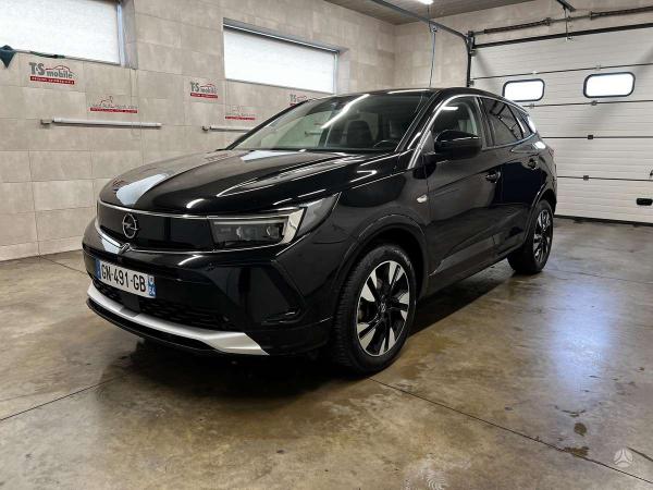 Black Opel Grandland X 2023 in Marijampole, with an engine capacity of 1.50 L and mileage of 144 thousand km for 15972 €, photo 1 on AUTOMOTO.COM.LV