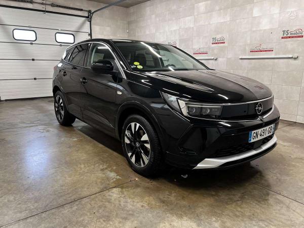 Black Opel Grandland X 2023 in Marijampole, with an engine capacity of 1.50 L and mileage of 144 thousand km for 15972 €, photo 3 on AUTOMOTO.COM.LV