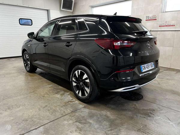 Black Opel Grandland X 2023 in Marijampole, with an engine capacity of 1.50 L and mileage of 144 thousand km for 15972 €, photo 6 on AUTOMOTO.COM.LV