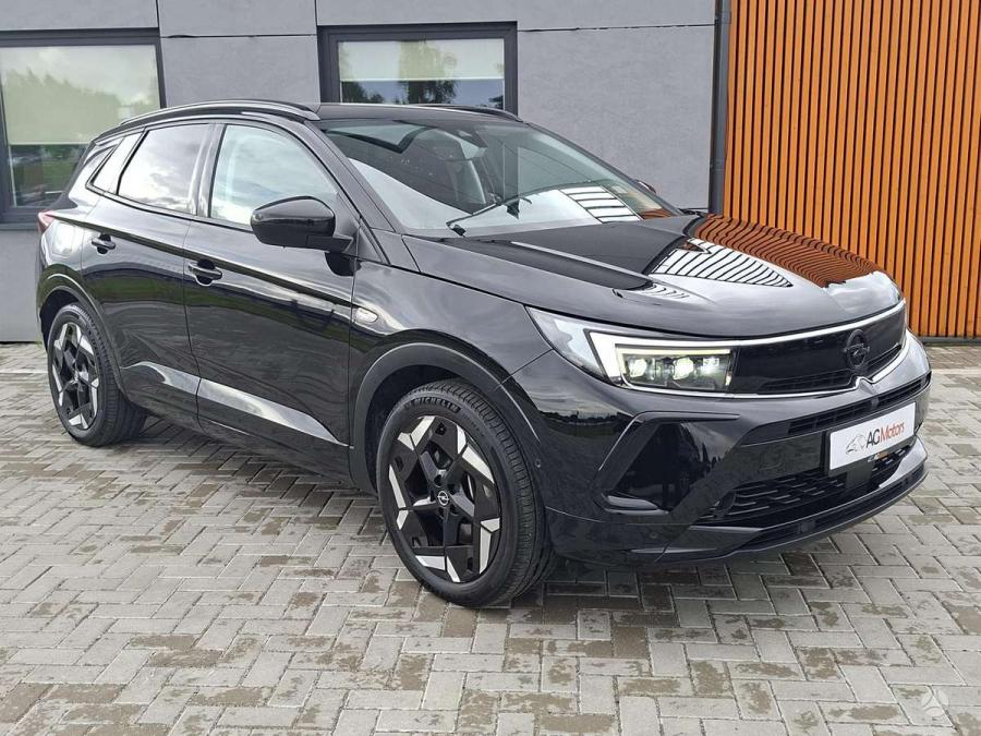 Melns Opel Grandland X 2023 Viļņa, ar dzinēja tilpumu 1.60 L un nobraukumu 102 tūkst. km par 18500 €, foto 3 vietnē AUTOMOTO.COM.LV