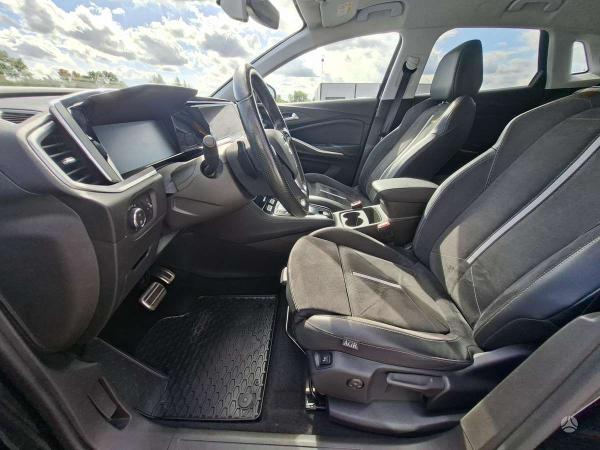 Melns Opel Grandland X 2023 Viļņa, ar dzinēja tilpumu 1.60 L un nobraukumu 102 tūkst. km par 18500 €, foto 7 vietnē AUTOMOTO.COM.LV