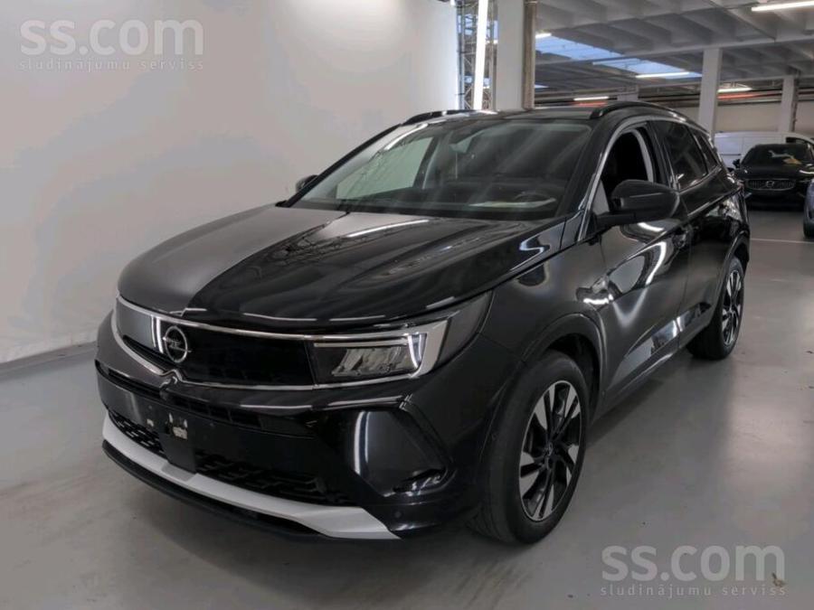 Melns Opel Grandland X 2023 Rīga, ar dzinēja tilpumu 1.60 L un nobraukumu 139 tūkst. km par 17890 €, foto 1 vietnē AUTOMOTO.COM.LV