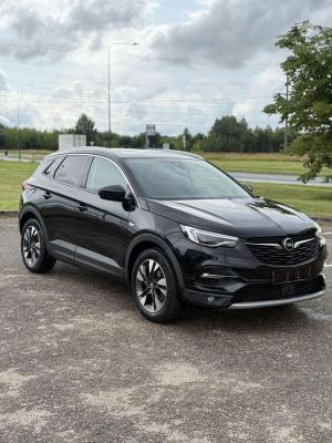 Black Opel Grandland X 2018 in Vilnius, with an engine capacity of 1.20 L and mileage of 174 thousand km for 7900 €, photo 4 on AUTOMOTO.COM.LV