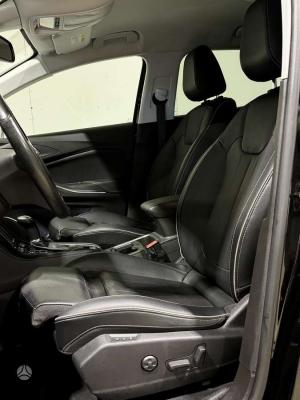Black Opel Grandland X 2018 in Klaipeda, with an engine capacity of 1.56 L and mileage of 169 thousand km for 12999 €, photo 11 on AUTOMOTO.COM.LV