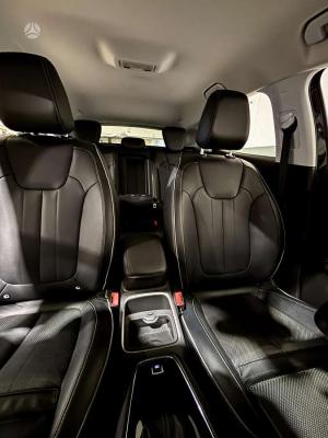 Black Opel Grandland X 2018 in Klaipeda, with an engine capacity of 1.56 L and mileage of 169 thousand km for 12999 €, photo 26 on AUTOMOTO.COM.LV